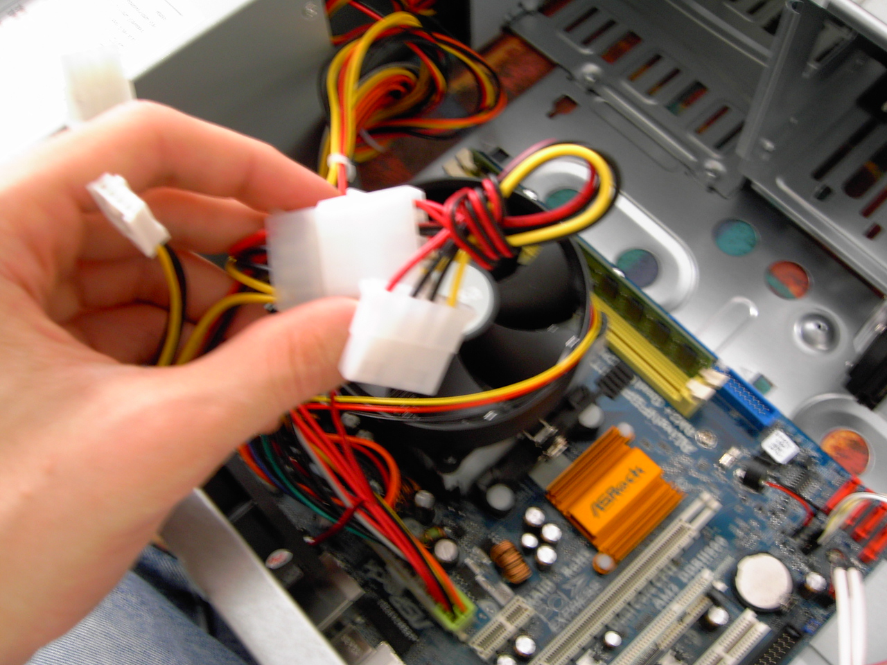 PC Building Tutorial | Swords and Software